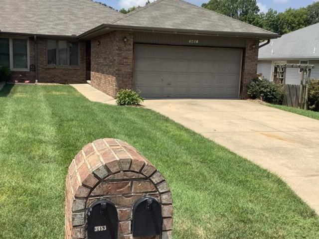 2 BR, 2 BA Apartment 3451 S Parkmont Ct, Springfield, MO 65807