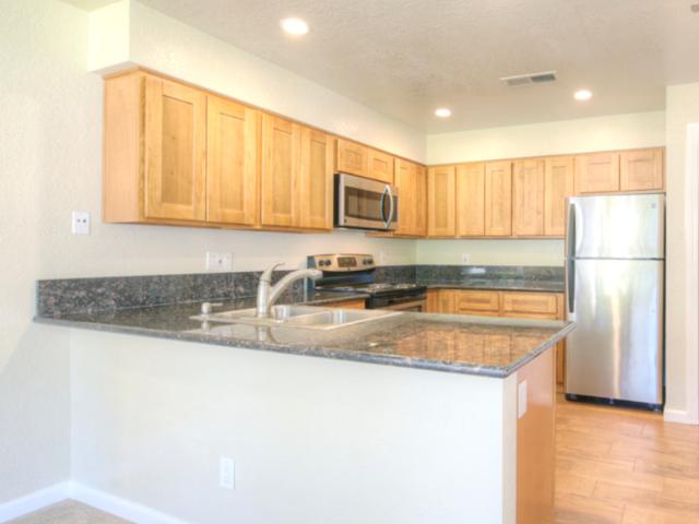 2 BR, 2 BA Apartment 3500 San Clemente Ave Unit 117, Modesto, CA 95356