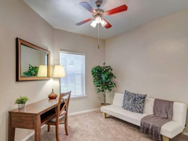2 BR, 2 BA Apartment 350 Cypress Creek Road, Cedar Park, TX 78613