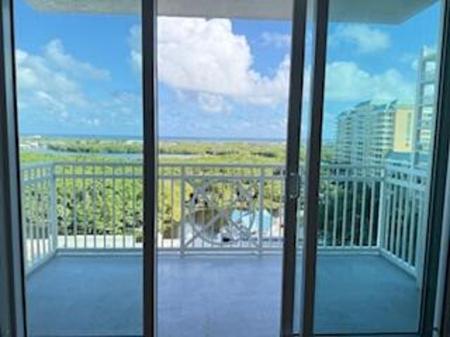 2 BR, 2 BA Apartment 350 North Federal Highway, Boynton Beach, FL 33435