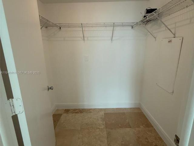 2 BR, 2 BA Apartment 350 South Miami Avenue, Miami, FL 33130