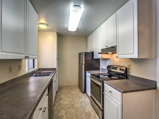 2 BR, 2 BA Apartment 3511 Valley Road Unit 3419 11, Bonita, CA 91902