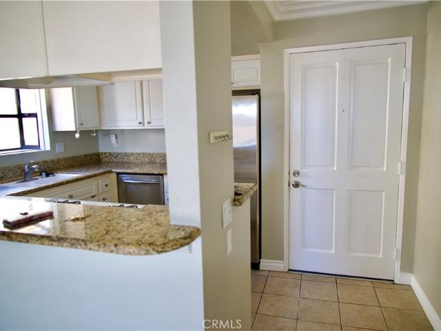 2 BR, 2 BA Apartment 3516 East Ransom Street, Long Beach, CA 90804
