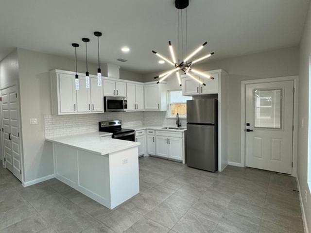 2 BR, 2 BA Apartment 3524 South Dominique Drive, Unit 3, Pharr, TX 78577