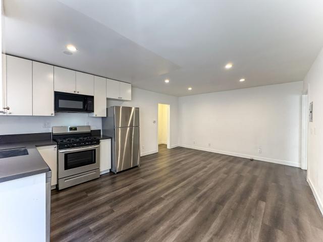 2 BR, 2 BA Apartment 3536 Hughes Ave, Los Angeles, CA 90034