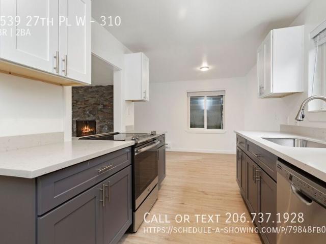 2 BR, 2 BA Apartment 3539 27th Pl W, Seattle, WA 98199