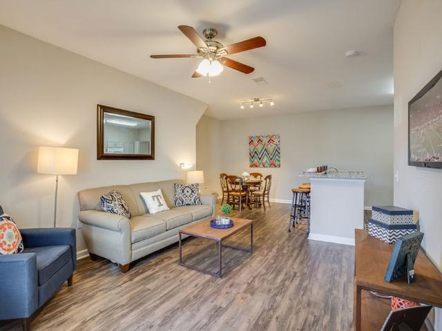 2 BR, 2 BA Apartment 3539 Mary Taylor Rd Unit 200, Birmingham, AL 35235
