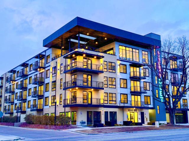 2 BR, 2 BA Apartment 357 East 500 South Unit 203, Salt Lake City, UT 84111
