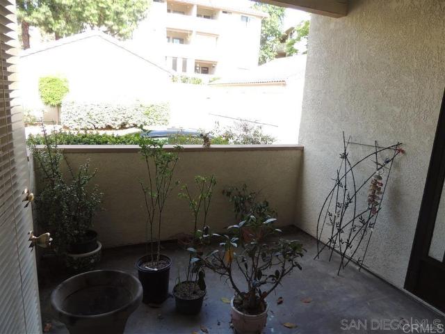 2 BR, 2 BA Apartment 3541 Paseo De Francisco, Oceanside, CA 92056