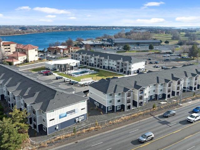 2 BR, 2 BA Apartment 355 Bradley Boulevard Unit C143, West Richland, WA 99353