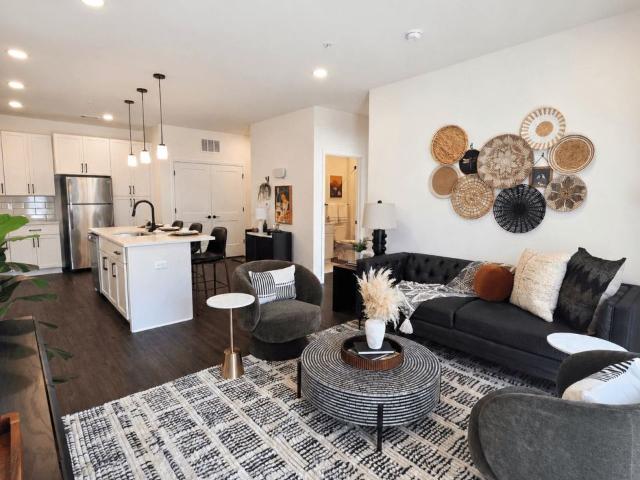 2 BR, 2 BA Apartment 358 Groveway Loop Unit 729, Sanford, NC 27332
