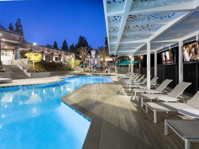 2 BR, 2 BA Apartment 3600 Barham Boulevard Unit 00H 308, Los Angeles, CA 90068