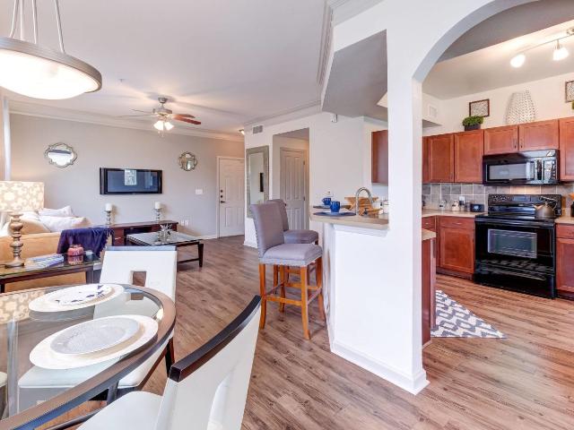 2 BR, 2 BA Apartment 3600 Basswood Boulevard Unit 0136, Fort Worth, TX 76137