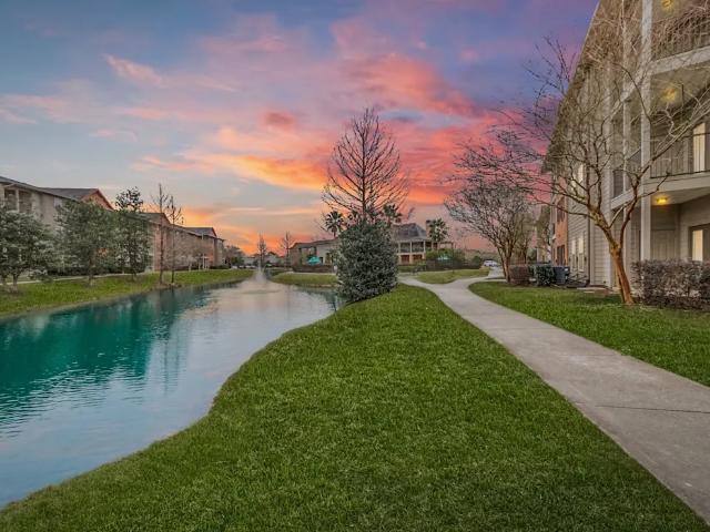 2 BR, 2 BA Apartment 3600 Kaliste Saloom Rd, Lafayette, LA 70508