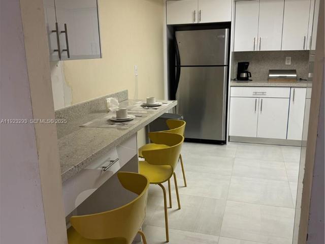 2 BR, 2 BA Apartment 3600 Mystic Pointe Drive, Aventura, FL 33180