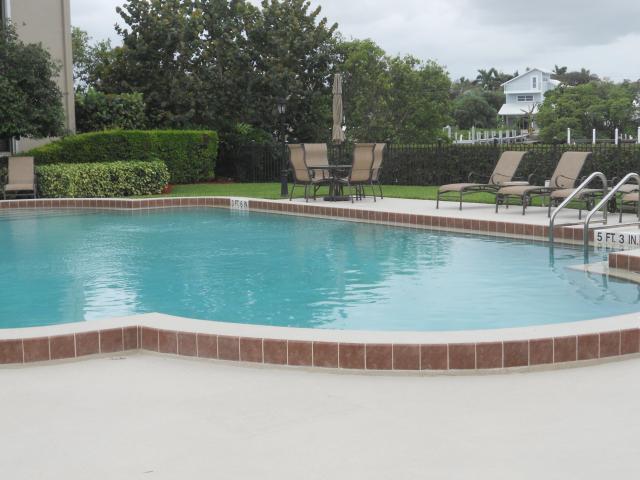 2 BR, 2 BA Apartment 3605 South Ocean Boulevard, South Palm Beach, FL 33480