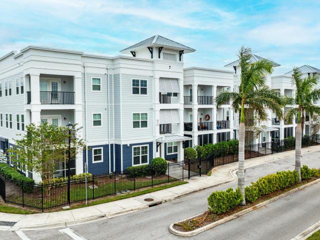 2 BR, 2 BA Apartment 360 11th Street E Unit 2303, Bradenton, FL 34208