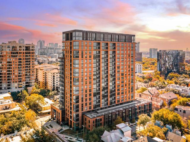 2 BR, 2 BA Apartment 3611 Congress Avenue Unit 814, Dallas, TX 75219