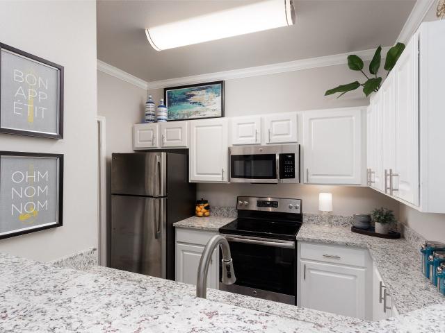 2 BR, 2 BA Apartment 3620 Huffines Boulevard Unit 1924, Carrollton, TX 75010