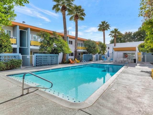 2 BR, 2 BA Apartment 3633 N 6th Ave Unit C24, Phoenix, AZ 85013