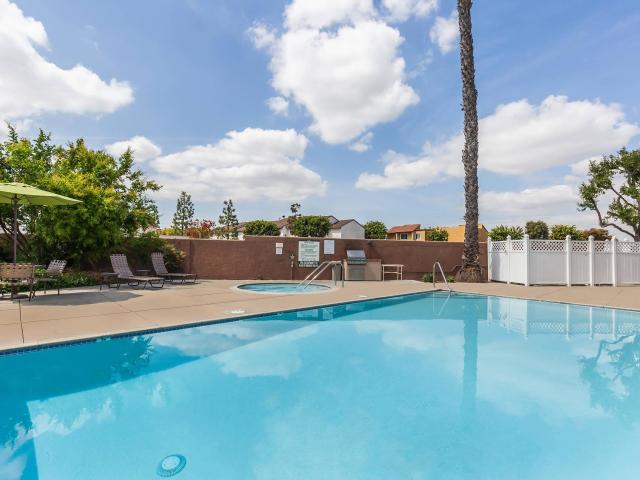 2 BR, 2 BA Apartment 3634 West Savanna Street Unit 102, Anaheim, CA 92804