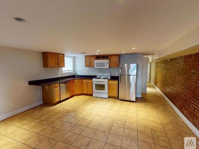 2 BR, 2 BA Apartment 3642 11 Th St NW, Unit BSMT, Washington, DC 20010