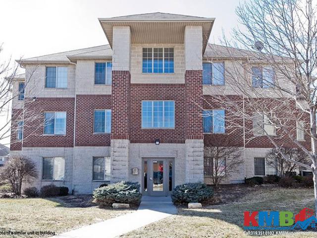 2 BR, 2 BA Apartment 368 Camden Rd, Iowa City, IA 52245