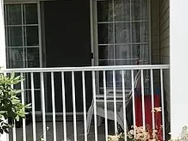 2 BR, 2 BA Apartment 36 Lindsey Ct, Franklin Park, NJ 08823