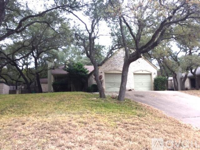 2 BR, 2 BA Apartment 373 Fantail Loop, Unit B, Lakeway, TX 78734