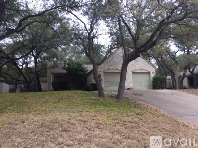 2 BR, 2 BA Apartment 373 Fantail Loop, Unit B, Lakeway, TX 78734