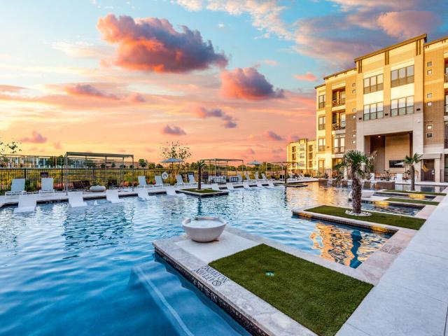 2 BR, 2 BA Apartment 3701 Dr. MLK Jr. Dr. Unit 2306, Arlington, TX 76014
