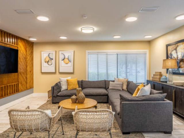 2 BR, 2 BA Apartment 3709 San Pablo Rd S, Jacksonville, FL 32224