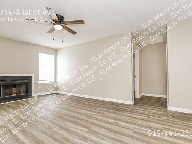 2 BR, 2 BA Apartment 3714 A West Ave, Greensboro, NC 27407