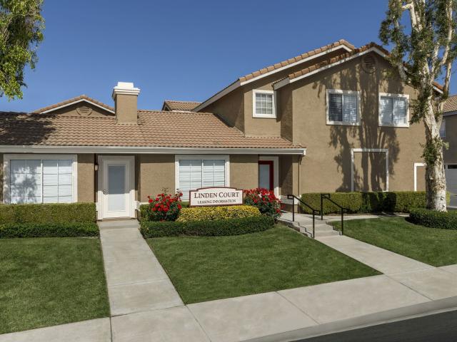 2 BR, 2 BA Apartment 372 South Ironwood Avenue Unit 086, Rialto, CA 92376