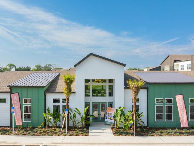 2 BR, 2 BA Apartment 3730 Dupont Avenue Unit 8210, Jacksonville, FL 32217