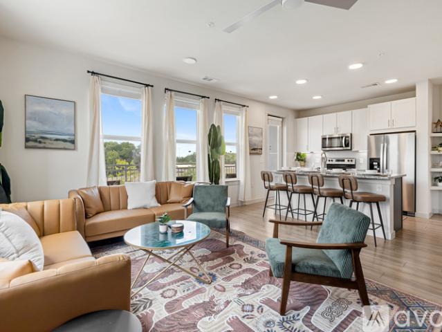 2 BR, 2 BA Apartment 3751 N Central Expy, Unit 5201, McKinney, TX 75071
