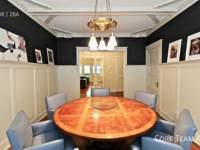 2 BR, 2 BA Apartment 3813 Walnut Street, Kansas City, MO 64111