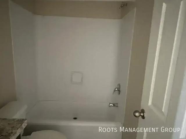 2 BR, 2 BA Apartment 3818 Napier Field Rd #G805, Dothan, AL 36303