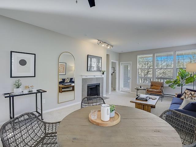 2 BR, 2 BA Apartment 3850 Klahanie Drive Southeast Unit 08103, Issaquah, WA 98029