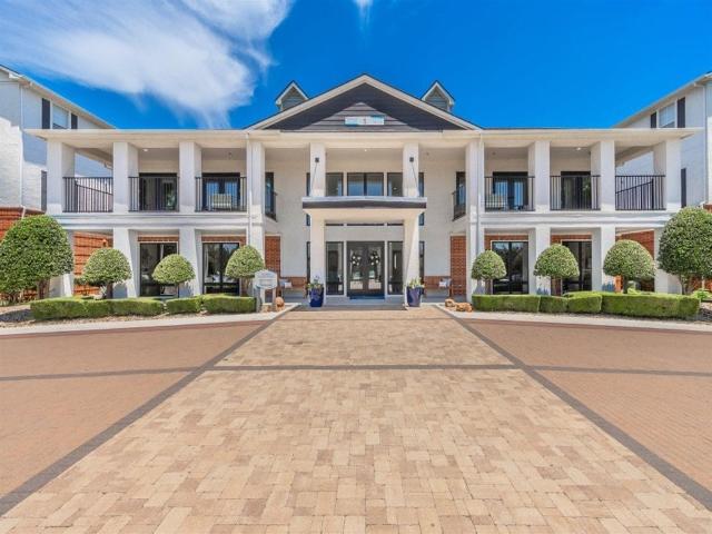 2 BR, 2 BA Apartment 3850 Silverton Circle Unit 1118, Fort Worth, TX 76133