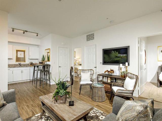 2 BR, 2 BA Apartment 3865 Main St Unit 3867 101, Chula Vista, CA 91911