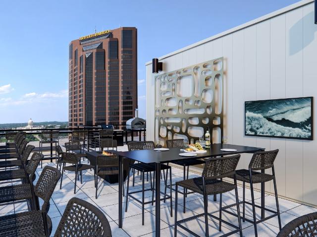 2 BR, 2 BA Apartment 386 Wabasha Street North Unit 1503, Saint Paul, MN 55102