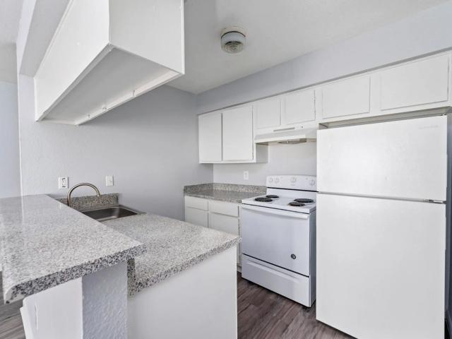 2 BR, 2 BA Apartment 3901 Omeara Dr Unit 3921 49, Houston, TX 77025
