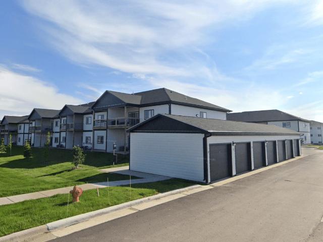 2 BR, 2 BA Apartment 3909 N Olympia Dr Unit 6031 262, Sioux Falls, SD 57107