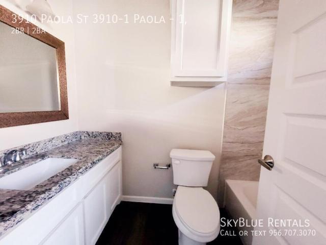 2 BR, 2 BA Apartment 3910 Paola St 3910 1 Paola, Edinburg, TX 78541