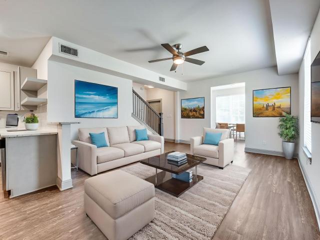 2 BR, 2 BA Apartment 3912 Rawlins 3912 Rawlins, Dallas, TX 75219