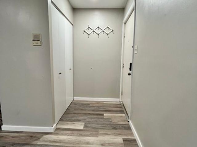 2 BR, 2 BA Apartment 3924 Rolling Road, Pikesville, MD 21208