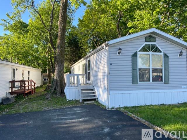 2 BR, 2 BA Apartment 3951 S Mentor Ave, Unit 58, Springfield, MO 65804