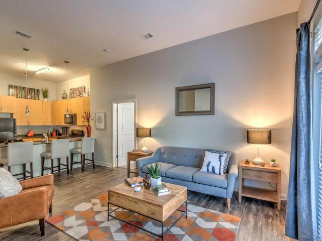 2 BR, 2 BA Apartment 395 S Highland St Unit 1 429, Memphis, TN 38111