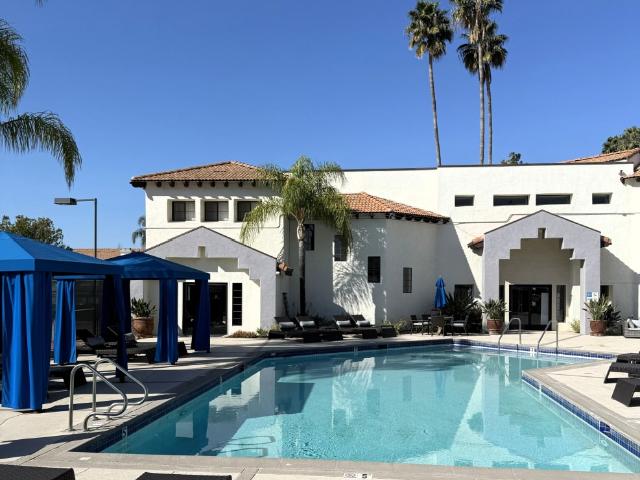 2 BR, 2 BA Apartment 39930 Whitewood Road Unit B201, Murrieta, CA 92563